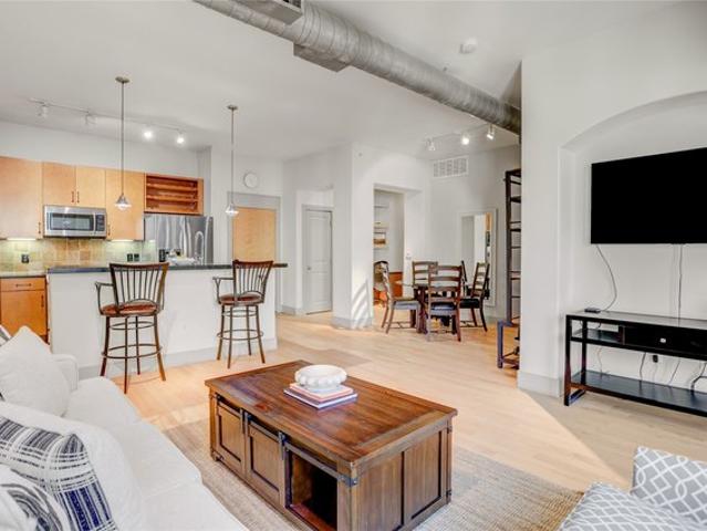 1901 Post Oak Blvd Apt 4303, Houston, TX 77056