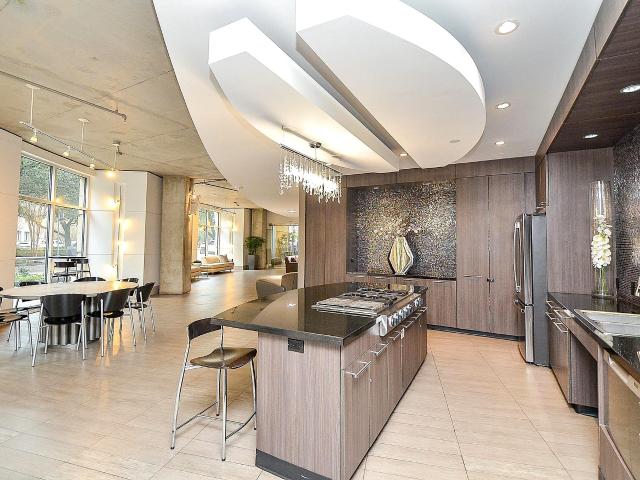 1901 Post Oak Blvd, Unit 1501, Houston, TX 77056 | MLS #69931