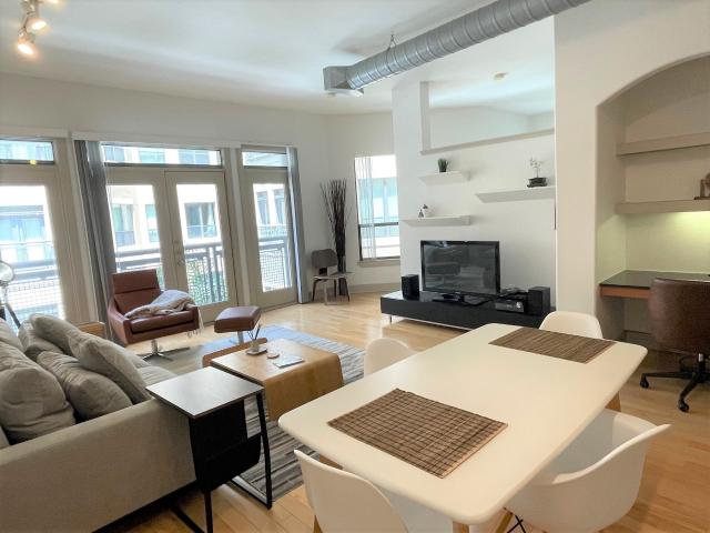1901 Post Oak Boulevard 2605