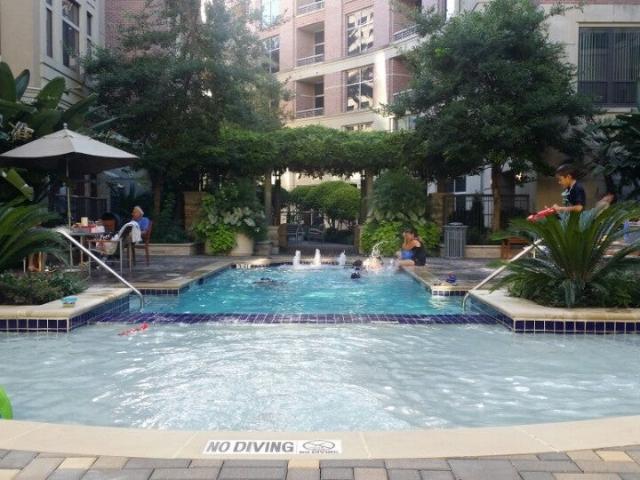 1901 Post Oak Boulevard 3215