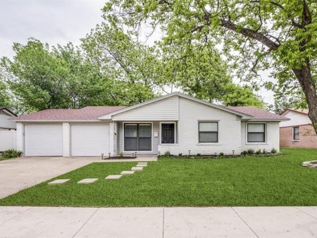 1901 Proctor Dr, Grand Prairie, TX 75051