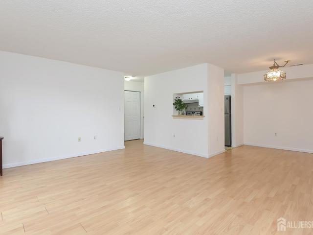 1901 Ravens Crest Drive