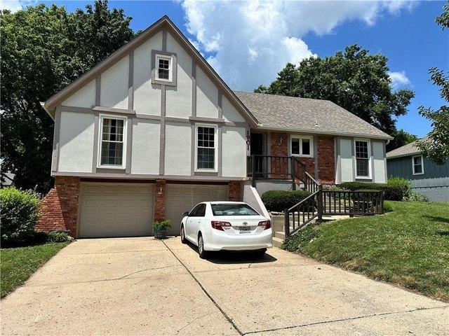 1901 SW 14th St, Blue Springs, MO 64015