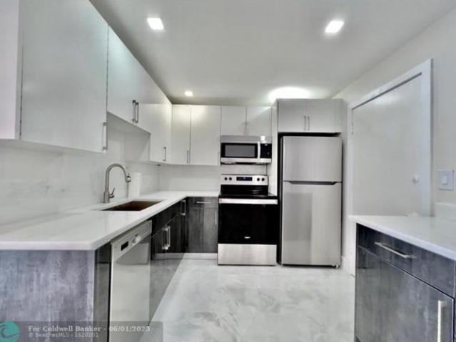 1901 S Ocean Unit #202, Hollywood, FL 33019
