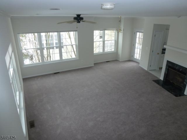 1901 Tanglewood Pl