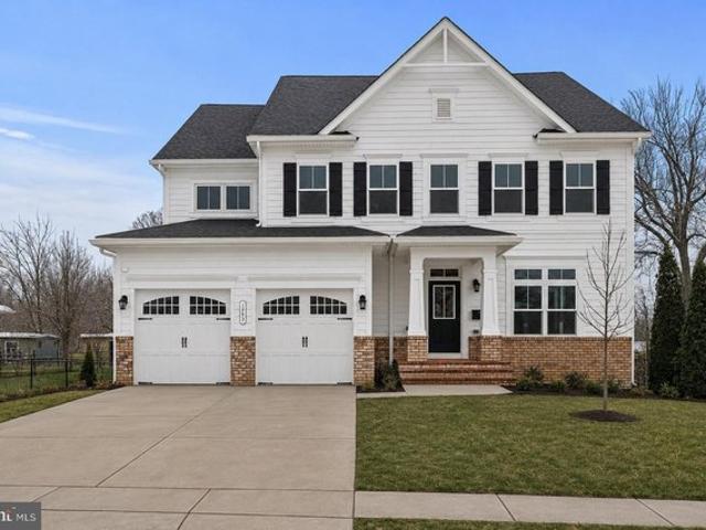 1901 Ware Rd, Falls Church, VA 22043