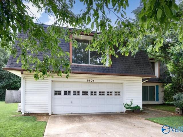 1901 Waxleaf Grn SE, Huntsville, AL 35803