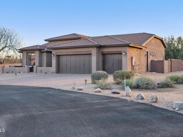19023 e buckskin court