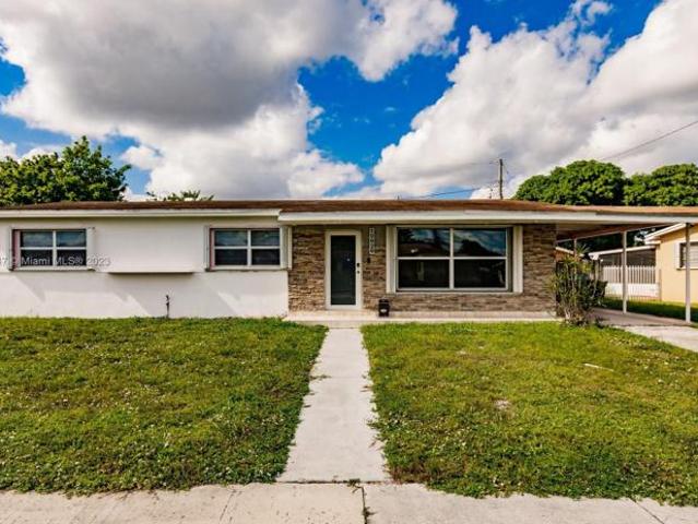 19020 23rd Ave NW, Miami Gardens, FL 33056