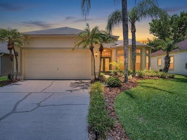 19027 Weatherstone Dr, Tampa, FL 33647