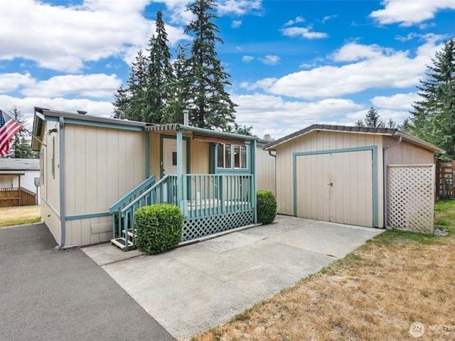 19024 2nd St E Unit 22, Lake Tapps, WA 98391