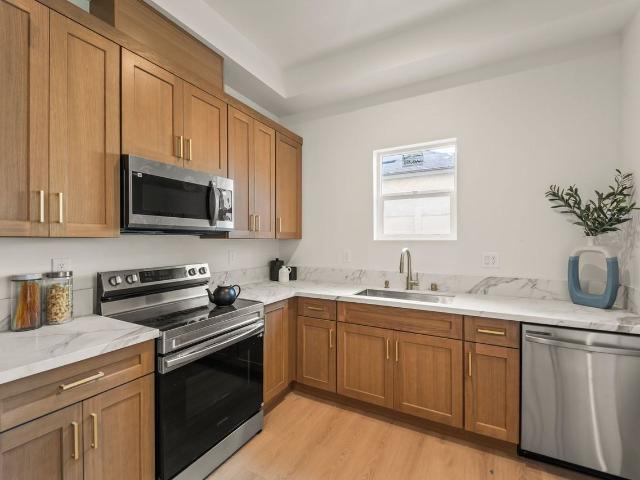 19025 Bassett Street 2 Bedroom Apartment for Rent at 19025 Bassett St, Los Angeles, CA 91335 Reseda
