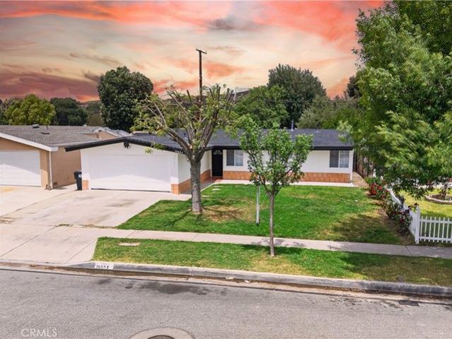 19025 Nearbrook St, Canyon Country, CA 91351