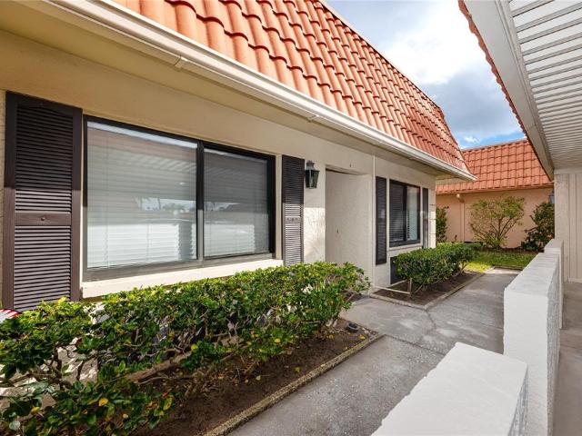 19029 US Highway 19 N, Unit 17F, Clearwater, FL 33764 | MLS #TB8479 | Compass
