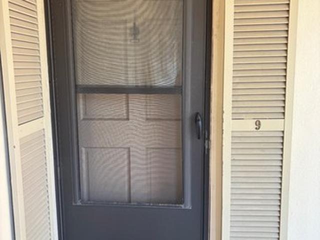 19029 US Highway 19 Apt 9, Clearwater, FL 33764