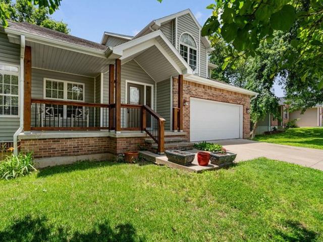 1902 Mary Ellen Dr, Columbia, MO 65202