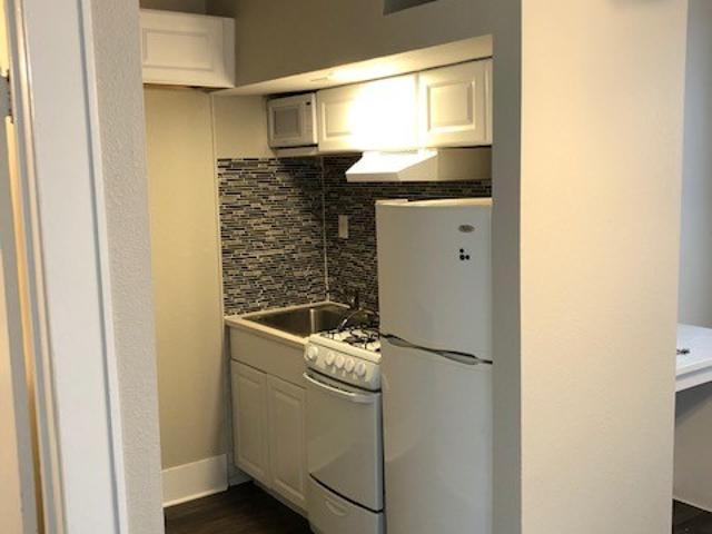 1902 Nueces St, Unit E, Austin, TX 78705 | MLS #5784 | Compass