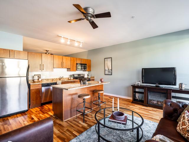 1902 N Commerce St, Unit 303, Milwaukee, WI 53212 | Compass