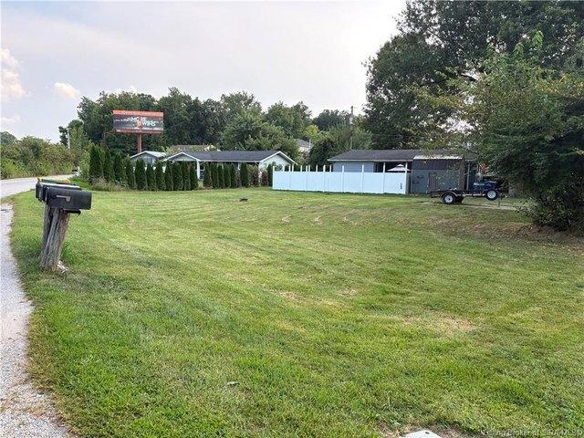 1902 Alberto Ct, Sellersburg, IN 47172