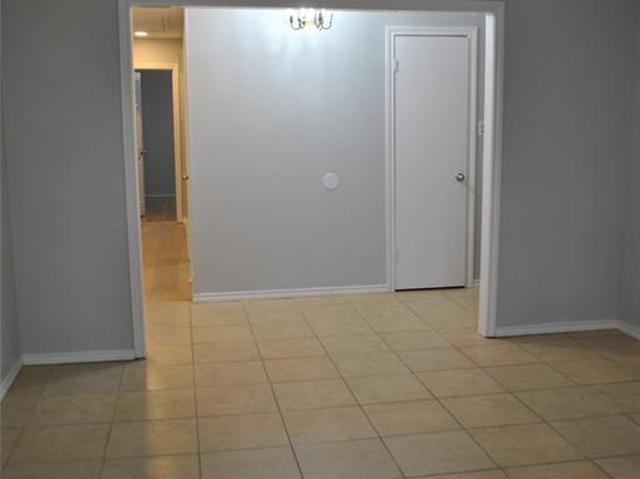 1902 Aspen Dr, Lewisville, TX 75077 | MLS #21230