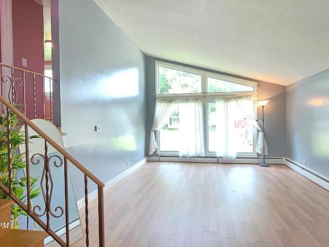 1902 Chantada Lane