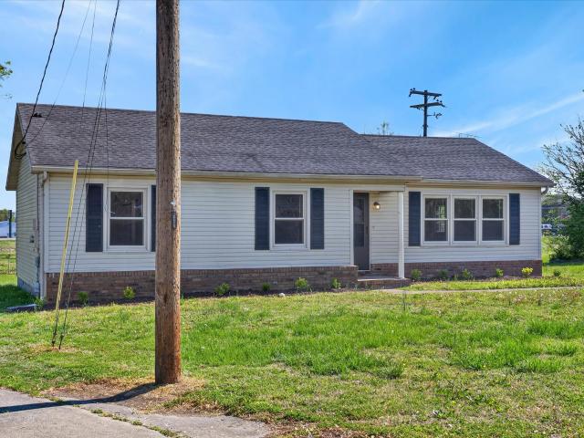 1902 Chateaugay Dr