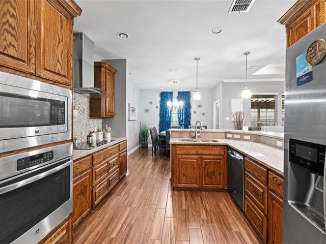 1902 cottonwood drive