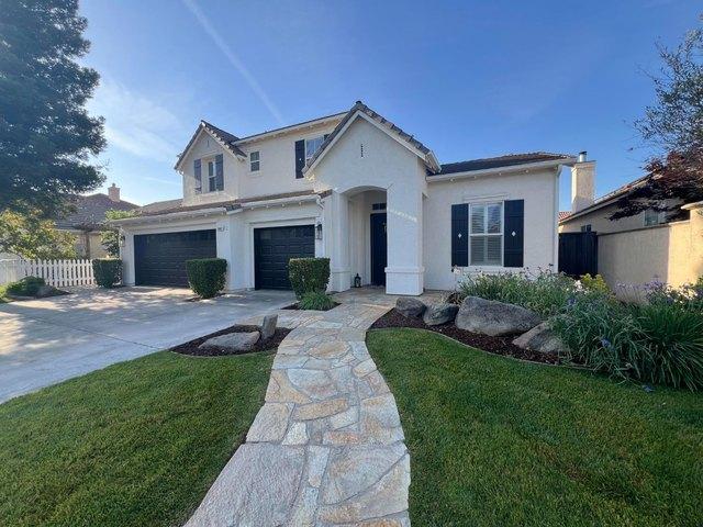1902 Everglade Ave, Clovis, CA 93619