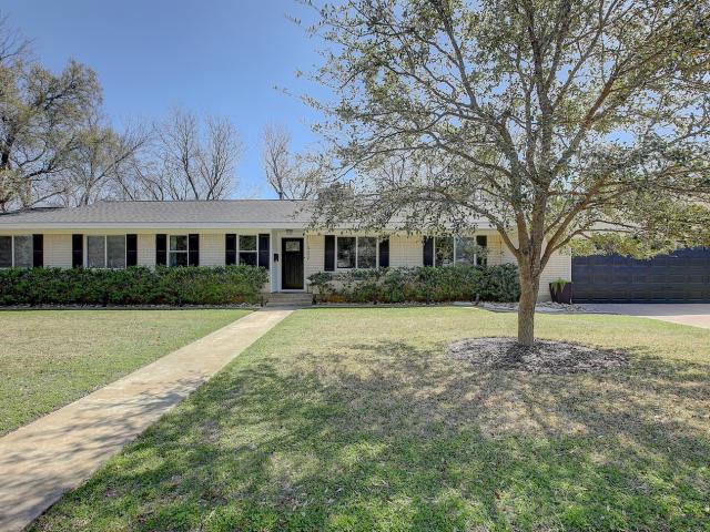 1902 E 18th St, Georgetown, TX 78626 | MLS #1269
