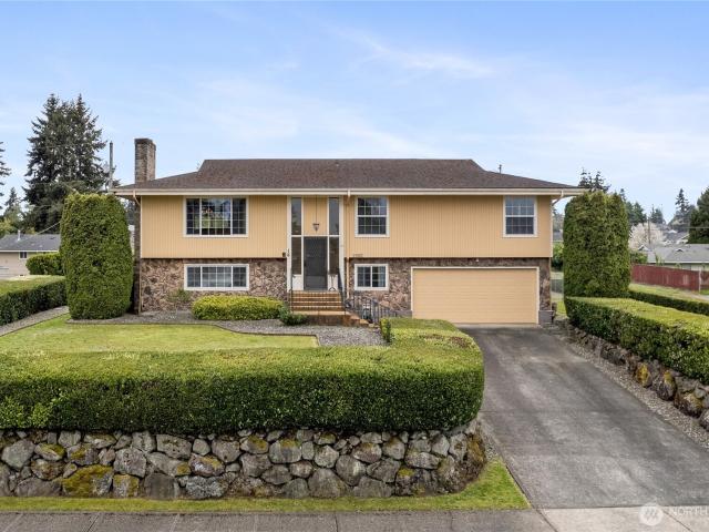 1902 E 60th St, Tacoma, WA 98404 | MLS #2514 | Compass