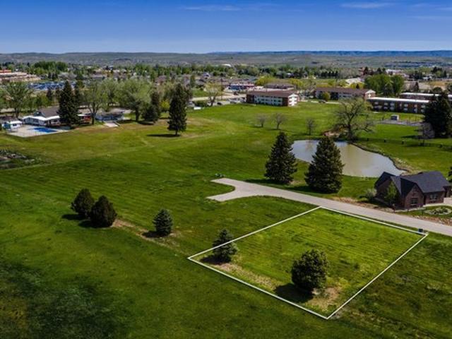 1902 Fairway Ct, Sheridan, WY 82801
