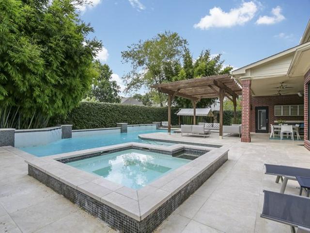 1902 Hollow Wind Dr, Katy, TX 77450