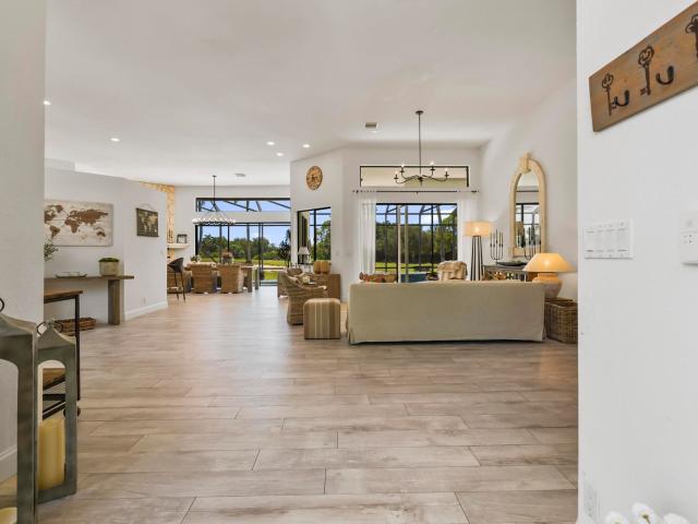 1902 S CLUB Drive, Wellington, FL