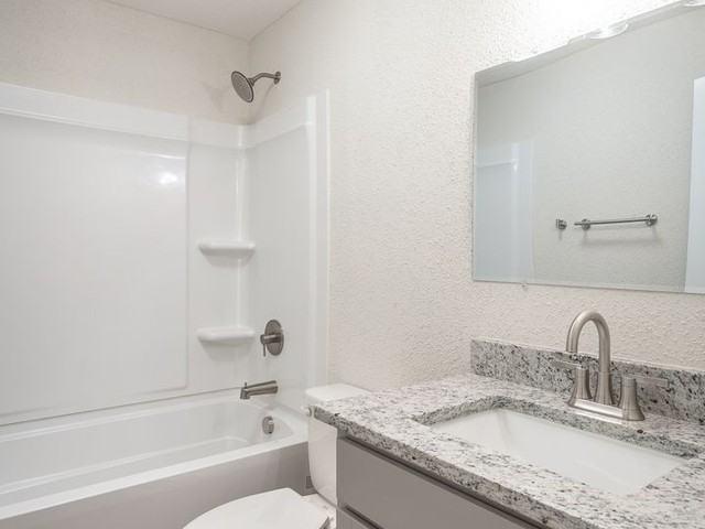 1902 S Watkins Street | Multifamily Living in Mill Town 2 Bedroom Apartment for Rent at 1902 S Watkins St, Chattanooga, TN 37404 Ridgedale Oak Grove Clifton Hills