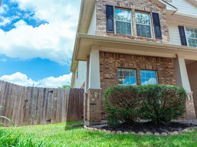 1902 Vernal Glen Cir