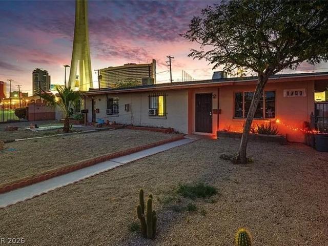 1902 Weldon Pl, Las Vegas, NV 89104