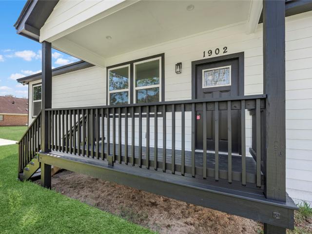 1902 Westview Drive