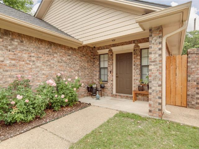 1902 Wilderland Circle