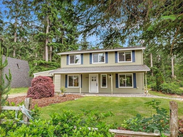 1902 194th St, Long Beach, WA 98631
