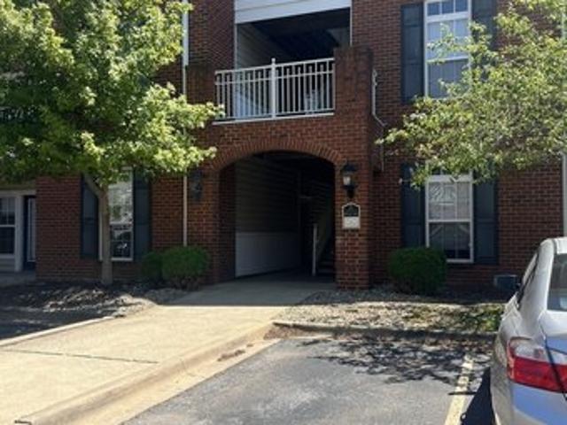 1903 N Lincoln Ave Apt 102, Urbana, IL 61801