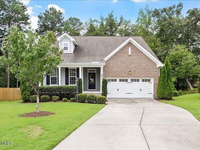 1903 Abniki Dr, Fuquay Varina, NC 27526