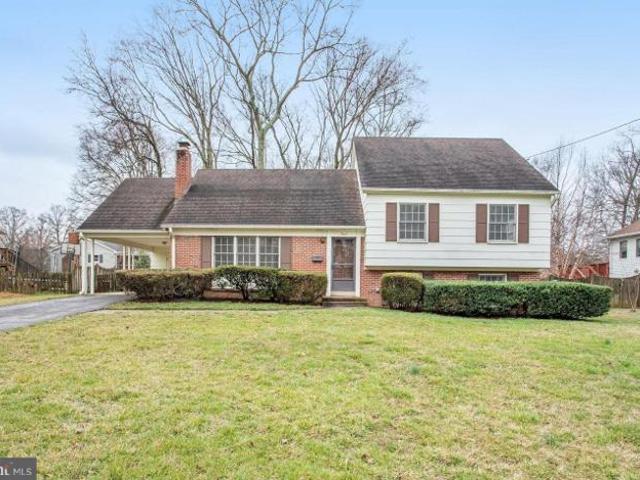 1903 Cool Spring Dr, Alexandria, VA 22308