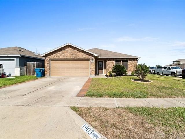 1903 Cottonwood Dr, Portland, TX 78374