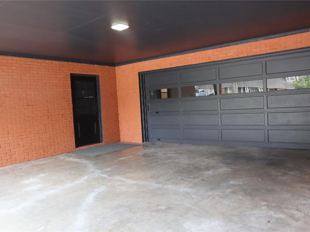 1903 Evergreen Lane