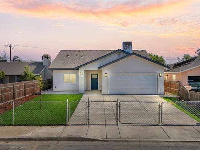 1903 Filson St, Bakersfield, CA 93307