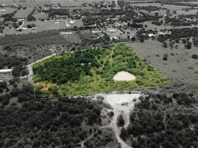 1903 Grimes Rd, Mineral Wells, TX 76067