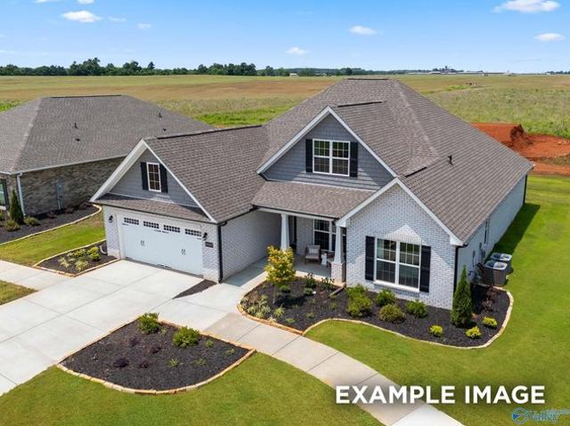 1903 Josie Dr, Hartselle, AL 35640
