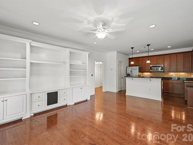 1903 Kenilworth Avenue # 105