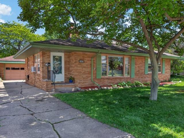 1903 Langley Ave, Saint Joseph, MI 49085