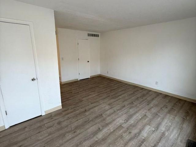 1903 Peach Street 2 Bedroom Apartment for Rent at 1903 Peach St, Bloomington, IL 61704